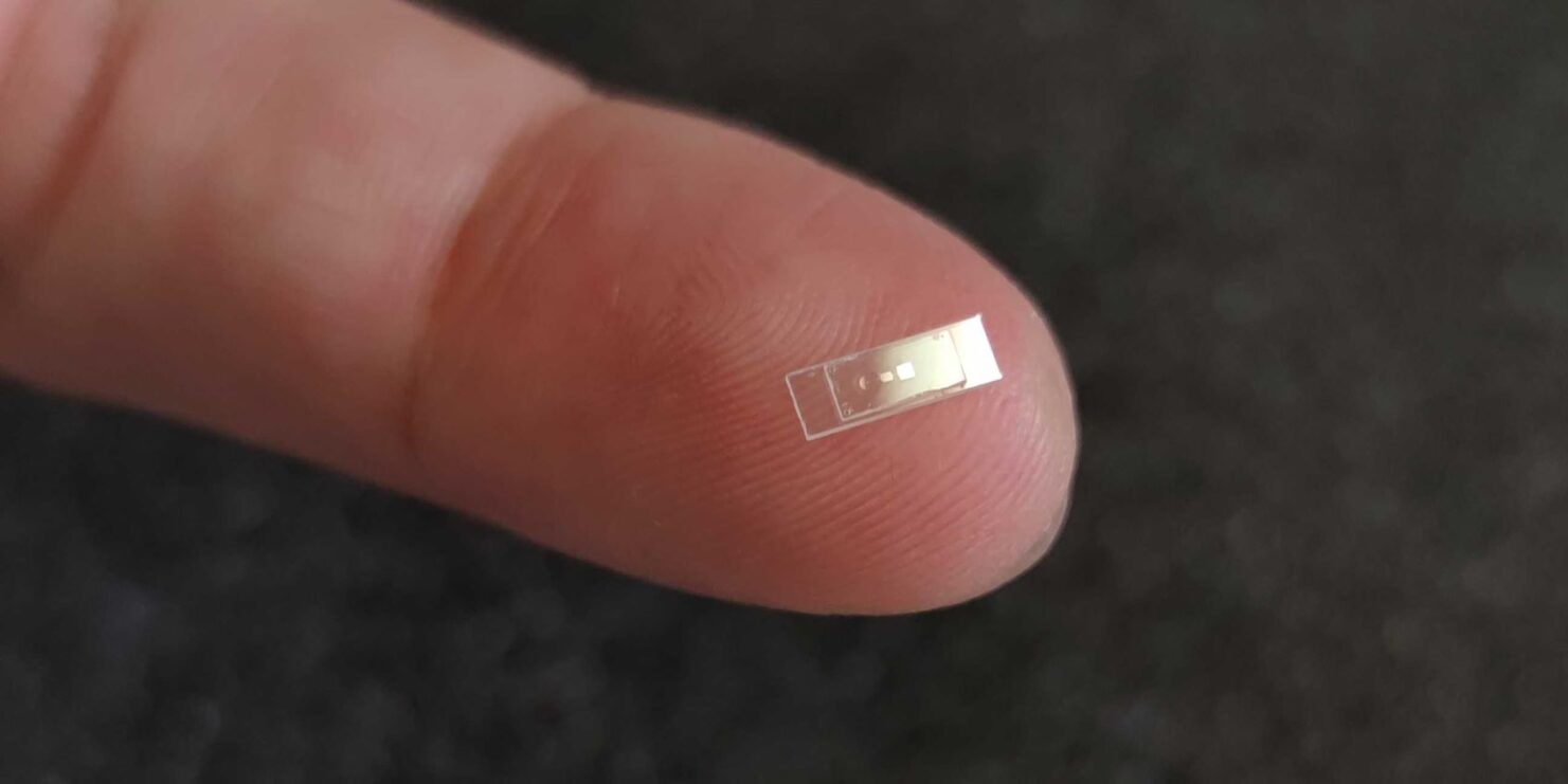 La superposition quantique atteint le monde macroscopique : une ...